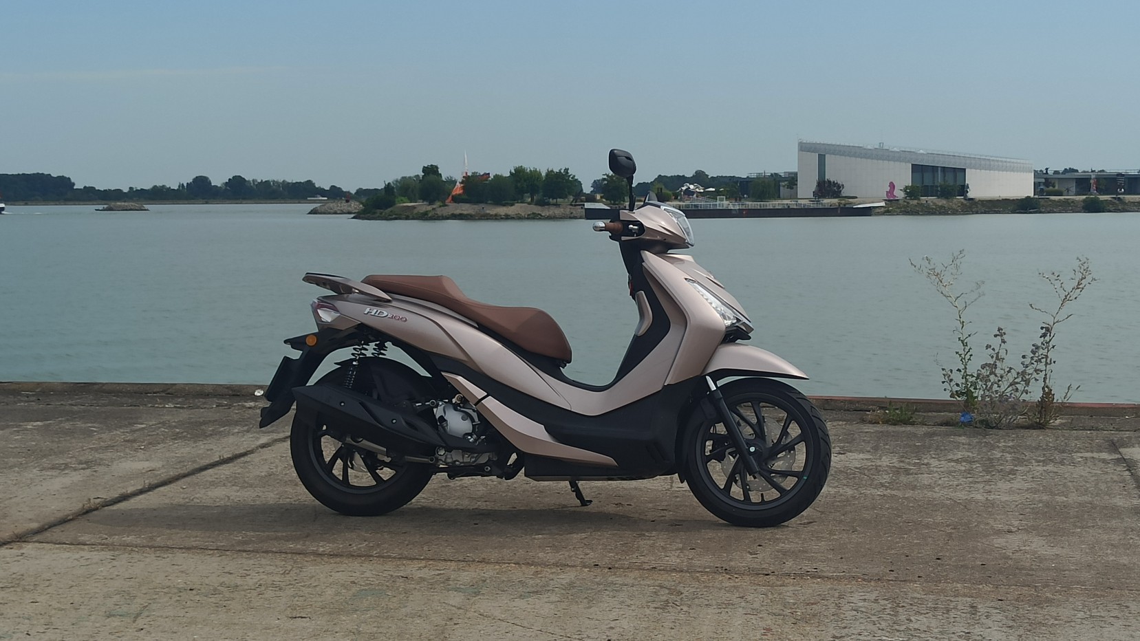 SYM HD 300i ABS 2020. Ako jazdí tento skúter? - spiatocka.sk